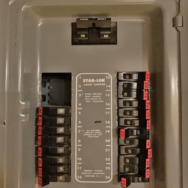 What is a Federal Pacific Stab-Lok Panel and Why is it Dangerous ...