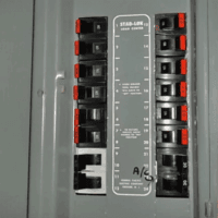 What is a Federal Pacific Stab-Lok Panel and Why is it Dangerous ...